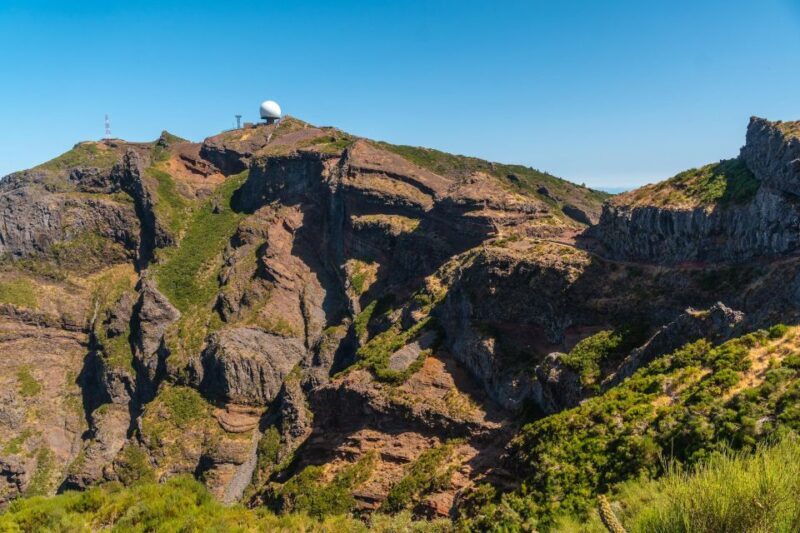Madeira: East Coast, Sao Lourenço & Local farmers' market - Caniço and the Cristo Rei Statue: A Historic Sculpture