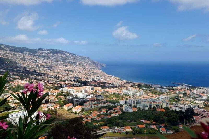 Madeira: Nuns Valley and Câmara de Lobos Half-Day Tour - Visiting the Village of Curral das Freiras