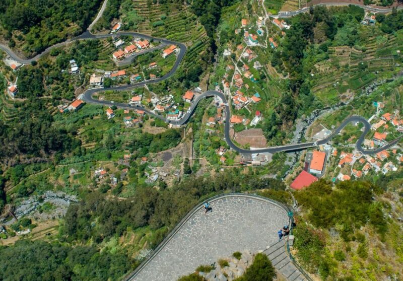Madeira : Nun's Valleys and Pico Areeiro 4X4 Tour - Exploring the Itinerary in Detail
