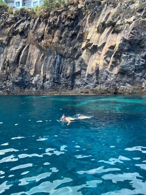 Madeira :Private boat trip along the coast w/ water activity - FAQ