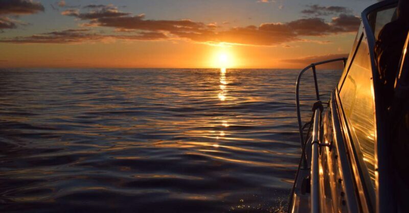 Madeira: Private Sunset Yacht Cruise with Snorkeling & Wine - Scenic Highlights and Relaxation