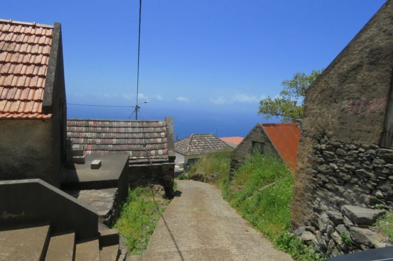 Madeira : Southwest coast, Run & Anjo´s Waterfall 4x4 Tour - Introduction to the Tour
