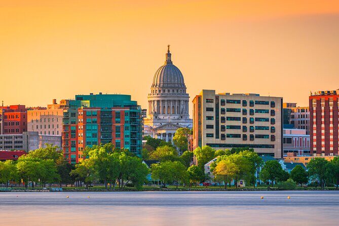 Madison Wisconsin Bar Crawl: Mad Fun in Madison - In-Depth Review of the Madison Wisconsin App-Led Scavenger Hunt