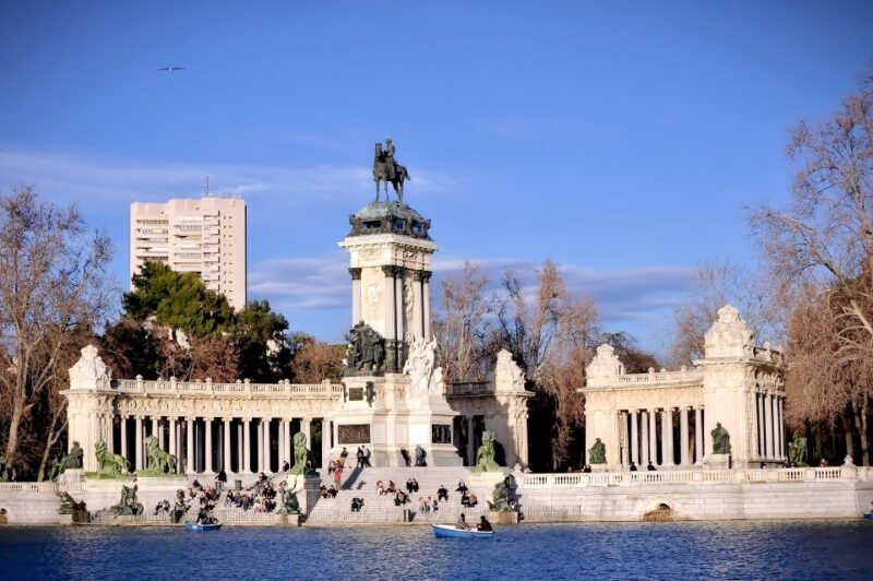 Madrid: 1.5-Hour Retiro Park Guided Walking Tour - Key Points