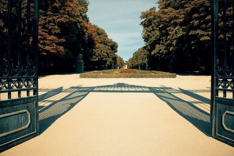 Madrid: 1.5-Hour Retiro Park Guided Walking Tour - The Experience: A Walk That Brings the Park to Life