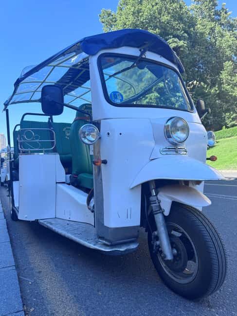 Madrid: 4-Hour Tuk Tuk Guided Tour - What to Expect from the Madrid Tuk Tuk Tour