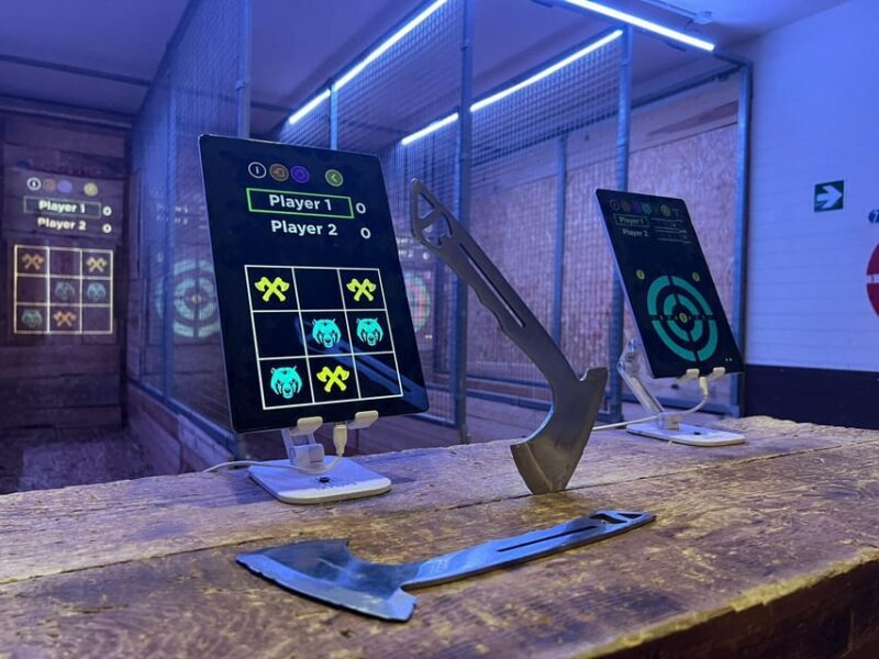 Madrid Atocha : Interactive Axe Throwing 2h - The Sum Up: Who Will Love This?