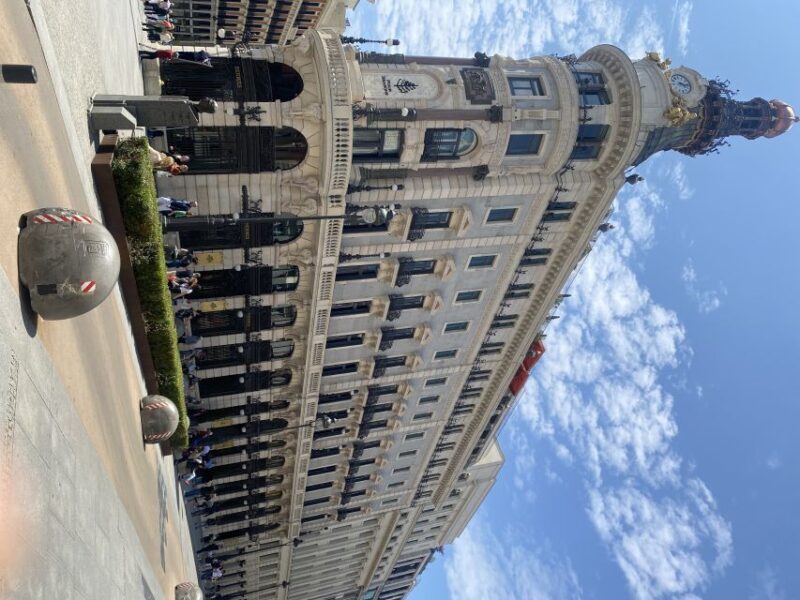 Madrid: Capture the most Photogenic Spots with a Local - Key Points