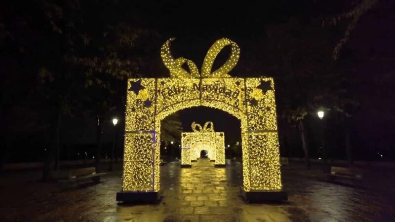 Madrid: Christmas Lights Private Tuk-Tuk Tour - Why Choose This Tour?