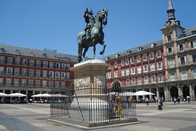 Madrid Customizable Private Tour with Hotel Pick up - Frequently Asked Questions