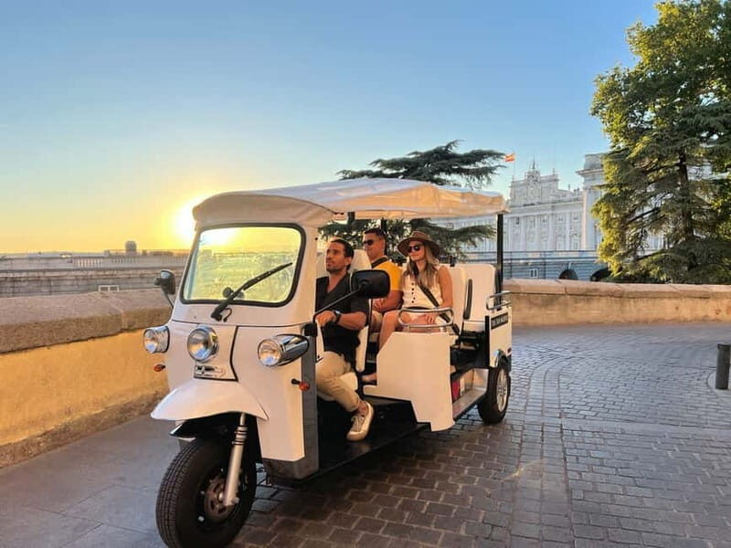 Madrid: Discover the City by Private Electric Tuk Tuk - Discover Madrid in Style: What to Expect from the Tour