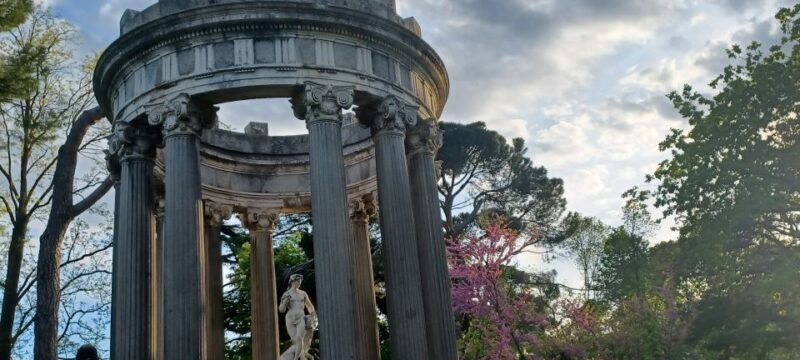 Madrid: El Capricho Park Tour - Key Points
