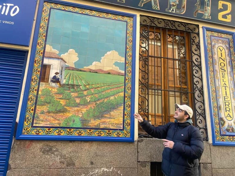 Madrid: Explore Madrids Art District Gallery and Studio Tour - A Detailed Look at the Madrid Art District Gallery and Studio Tour