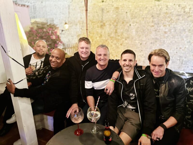 Madrid Gay Nightlife Tour - Walking into Madrid’s Gay Scene