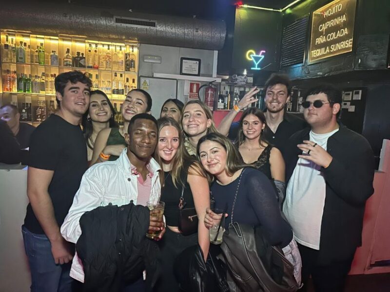 Madrid: Guided Pub Crawl Madrid Experience and Club Entry - Key Points
