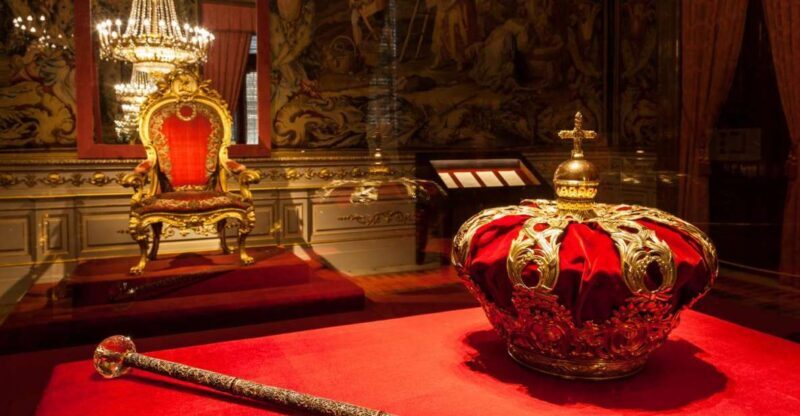 Madrid: Guided Visit to the Royal Palace - Discovering the Royal Palace of Madrid