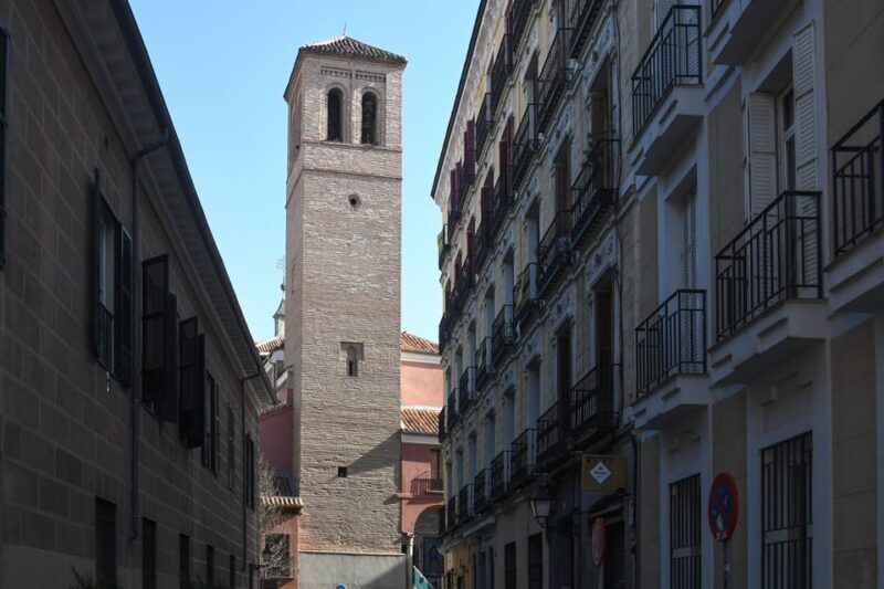 Madrid: Hidden Gems and Secrets Small Group Walking Tour - Key Points