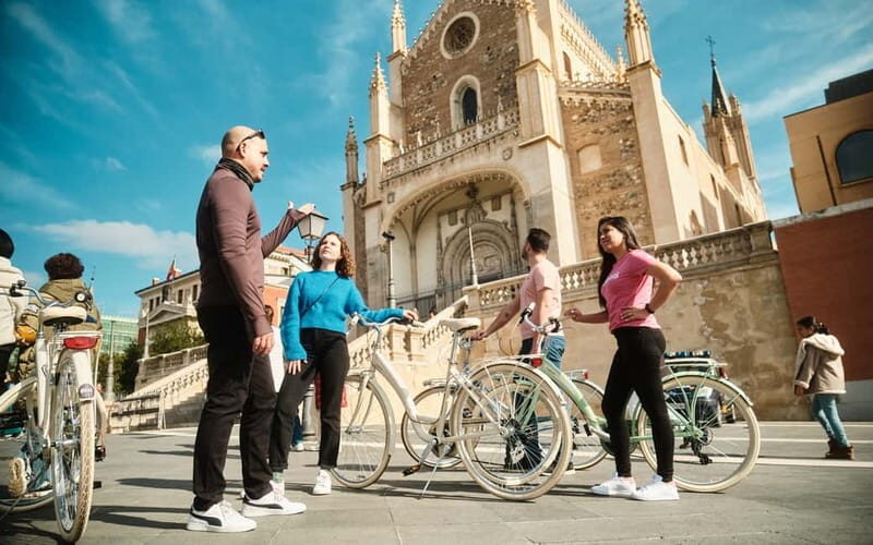Madrid: Highlights Guided Vintage Bike Tour and Tapas Option - An In-Depth Look at the Itinerary