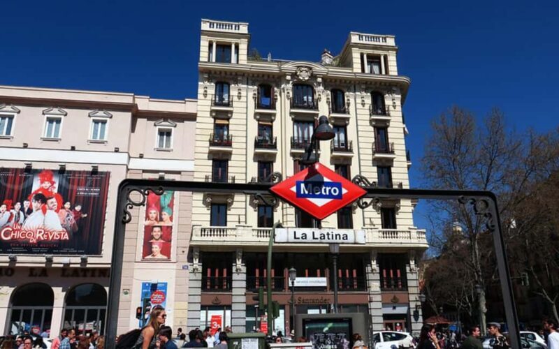 Madrid: La Latina Walking Tour with Tapas and Drink - Key Points