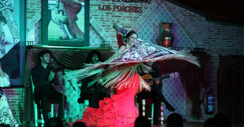 Madrid: Los Porches Flamenco Show with Tapas and Wine Ticket - Setting and Venue
