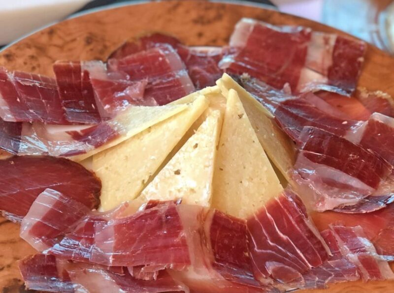 Madrid: Los Porches Flamenco Show with Tapas and Wine Ticket - Practical Details