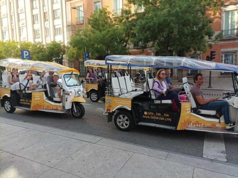 Madrid: Modern tour with Private guide in yellow tuk tuk - Exploring Madrid in a Yellow Tuk Tuk: The Experience