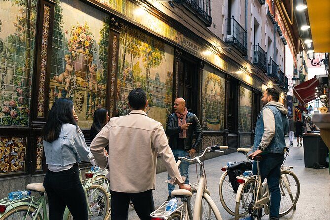 Madrid Night: Vintage Bike Tour Highlights with Optional Tapas - Practical Tips