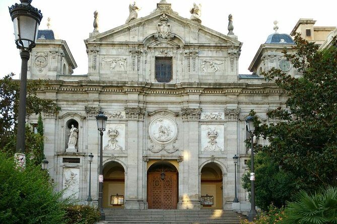 Madrid off the Beaten Path: Private Walking Tour (Customizable) - Itinerary Breakdown: What to Expect