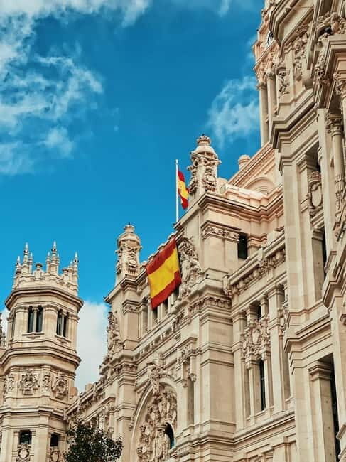 Madrid: Old Town, Poets District, and Royal Palace Tour - The Experience: What Youll Take Away