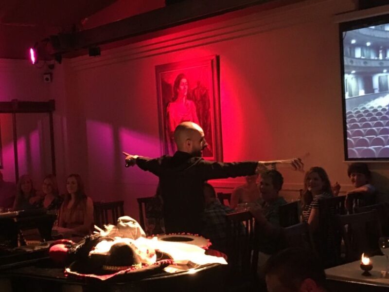 Madrid: Opera and Zarzuela Show and Dinner - The Venue: La Castafiore Restaurant
