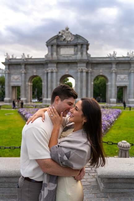 Madrid: Photoshoot for couples - Key Points