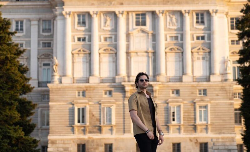 Madrid: Photoshoot for couples - Who Should Consider This Experience?