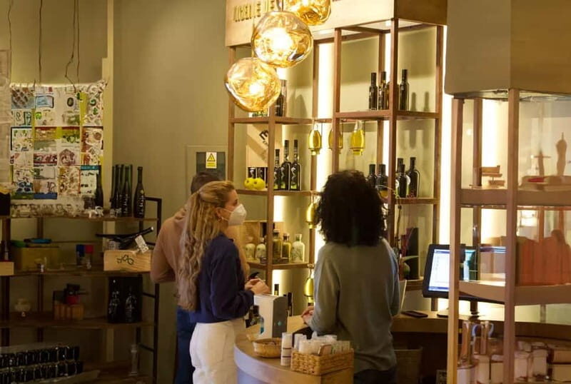 Madrid: Premium Extra Virgin Olive Oil Tasting with Aperitif - Key Points