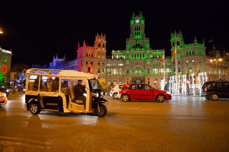 Madrid: Private Christmas Lights Tour by Eco Tuk-Tuk - An In-Depth Look at the Itinerary