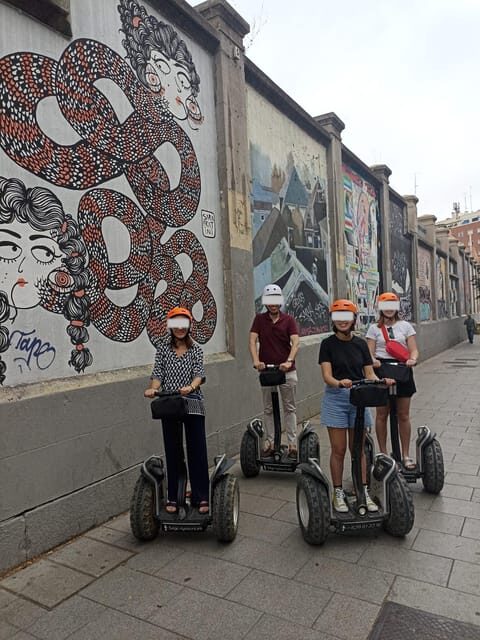 Madrid: Private Grafitis/Street Art Segway Tour 2h - Key Points