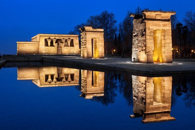 Madrid Private Night Walking Custom Tour with Tapa and a Drink - Practical Tips