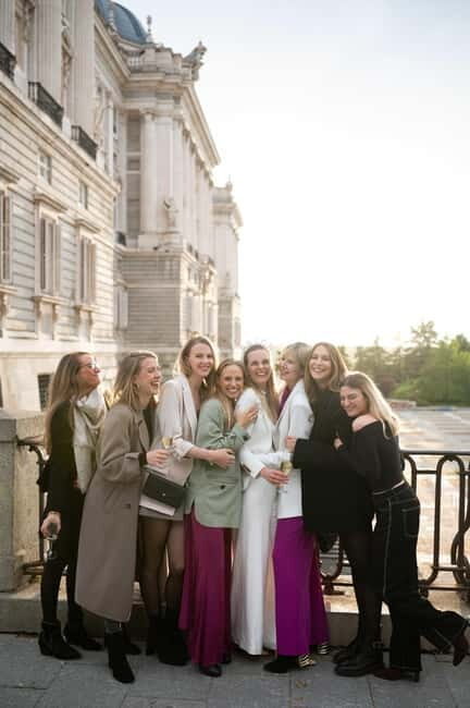 Madrid: Private Photo Shooting with Pro Photographer - Authenticity, Value, and Who It’s For