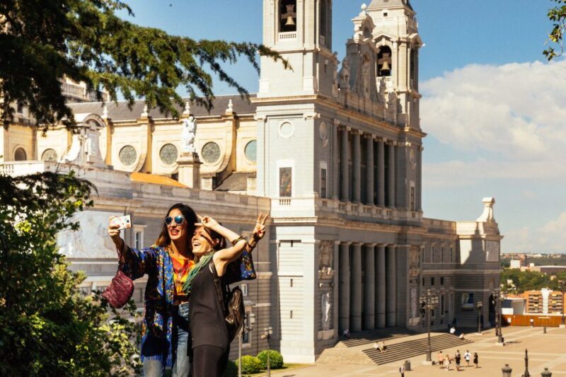 Madrid: Private Tour w/ Locals  Highlights and Hidden Gems - The Guides and Overall Experience