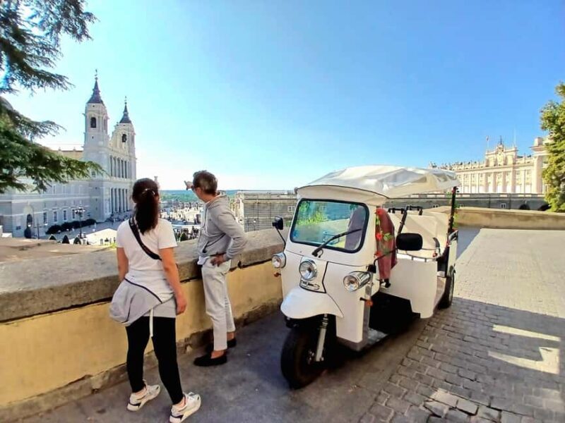 Madrid: Private Tuk-Tuk Tour Highlights - The Benefits of a Private Electric Tuk-Tuk