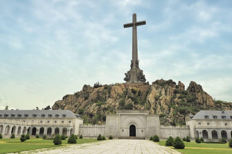 Madrid: Private Valley of the Fallen & Monastery Day Trip - An In-Depth Look at the Itinerary and Highlights