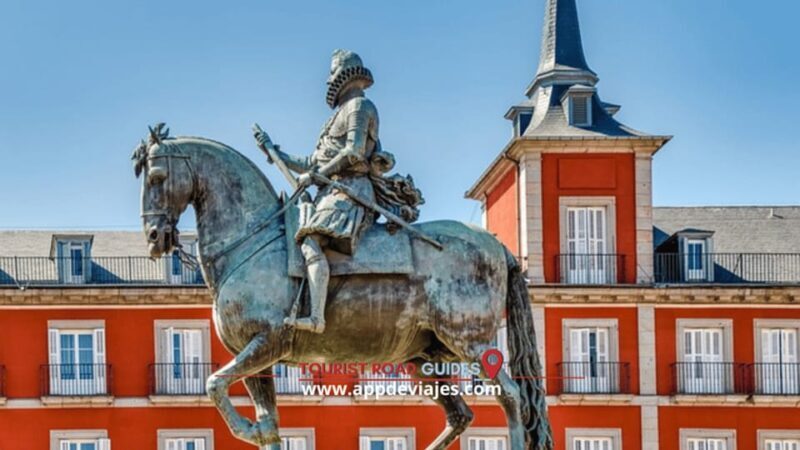 Madrid: Private Walking Tour 4 hours with Royal Palace - Exploring Madrid with Perspective and Attention to Detail