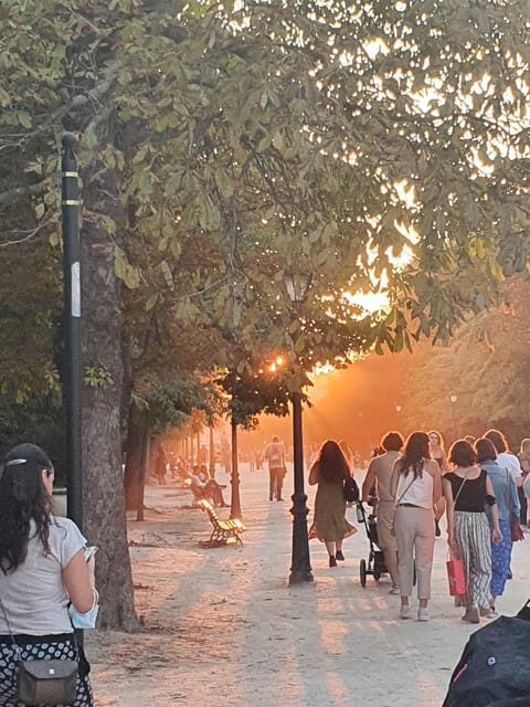 Madrid: Retiro Park Guided Tour with a Photographer - Key Points