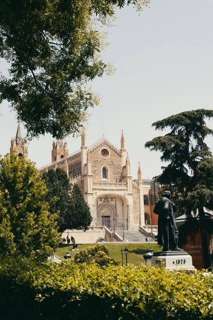 Madrid Retro Tour 120 min, old town, modern Madrid + surprise destination - Final Thoughts: Is This Tour Right for You?