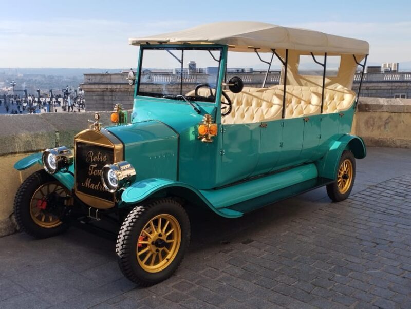 Madrid Retro Tour - 90 min - heart of the city and also modern Madrid. - Who Should Sign Up?