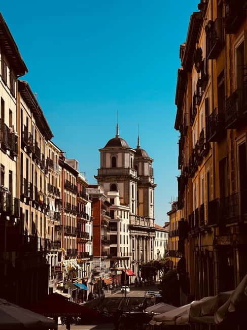 Madrid Retro Tour Madrid- 30 min - The Breakdown of the Itinerary