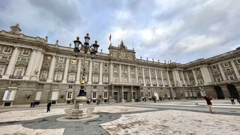 Madrid: Royal Palace Entry Ticket and Small Group Tour - Included and Not Included