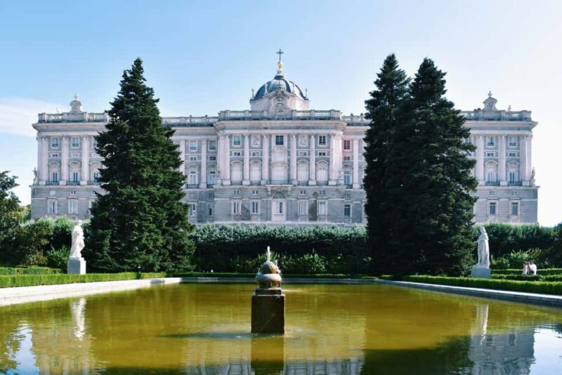 Madrid: Royal Palace Entry with Audio Guide - Navigating the Palace — What to Expect