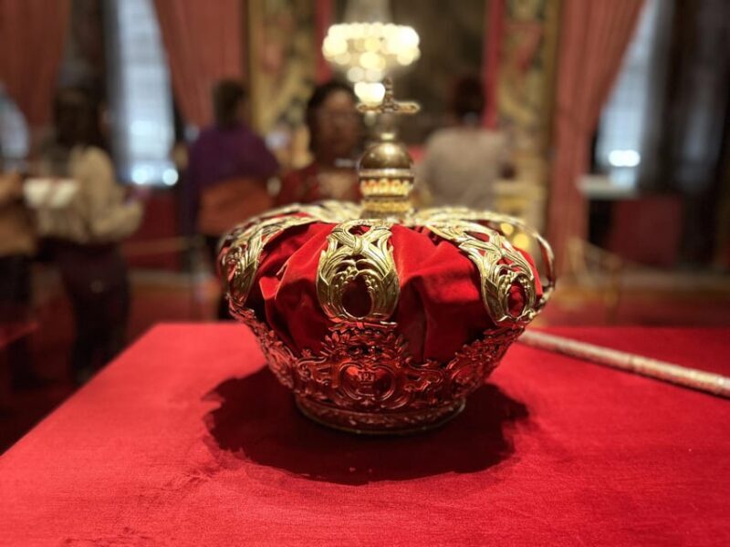 Madrid: Royal Palace Guided Shared Group Tour - An In-Depth Look at the Madrid Royal Palace Guided Tour