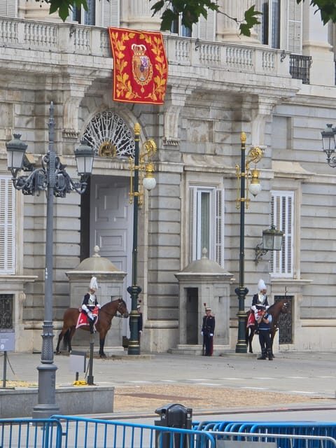 Madrid: Royal Palace Guided Tour w/ Skip-the-Line Entry - Why Choose This Tour?