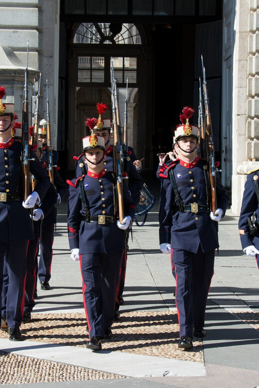 Madrid: Royal Palace Guided Tour with Skip-the-Line Entry - Why We Like This Tour